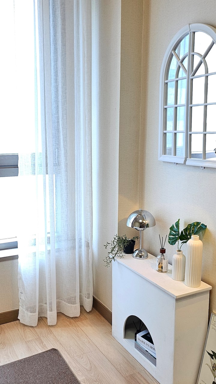 ~ 둔산동 복층 구조~ 뻥뷰~ - Daejeon