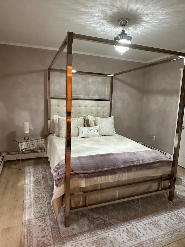 Private Cozy Lulu Château - Scranton, PA