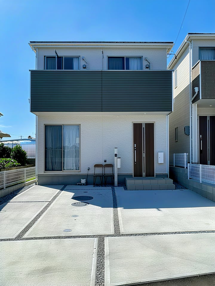 海に近い田舎にある新築家の丹霞阁 - 糸満市