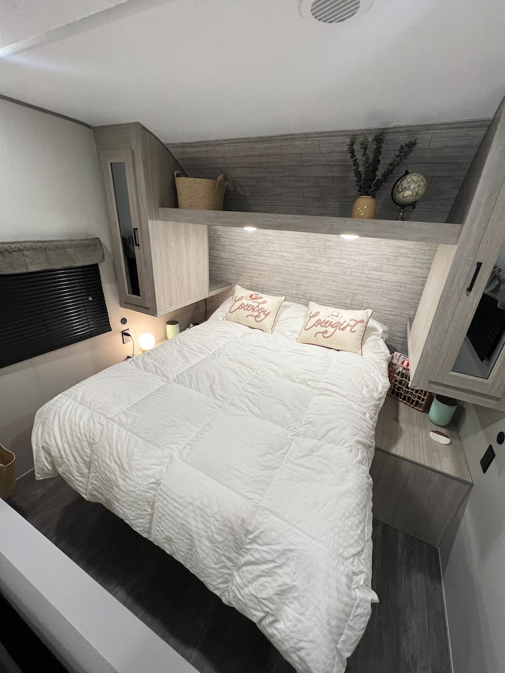 Cozy Modern Rv Dallas - Dallas, TX