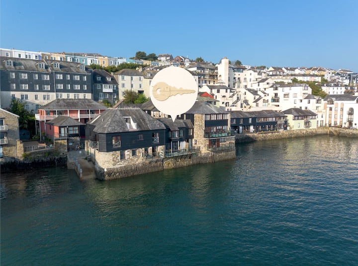 5 Jane's Court, Packet Quays - St Mawes