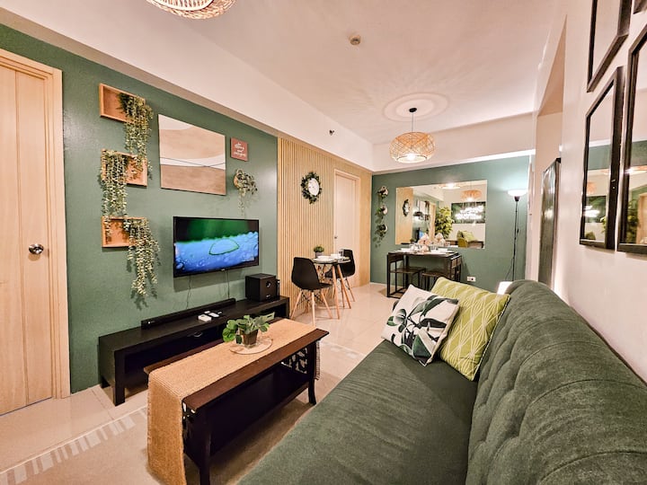 Spacious 2br Green Flat - Makati