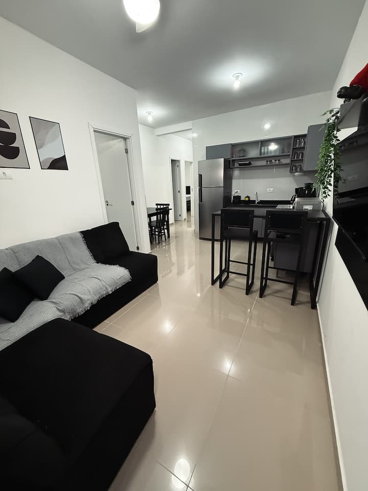 Casa A 250m  Do Mar Com Ar Condicionado Na Suíte - Matinhos