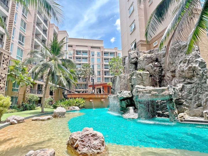 &407-p/atlantis&nbsp;Condo&nbsp;Resort&nbsp;4楼泳池景-wifi洗衣机-环境优雅漂亮 - Jomtien