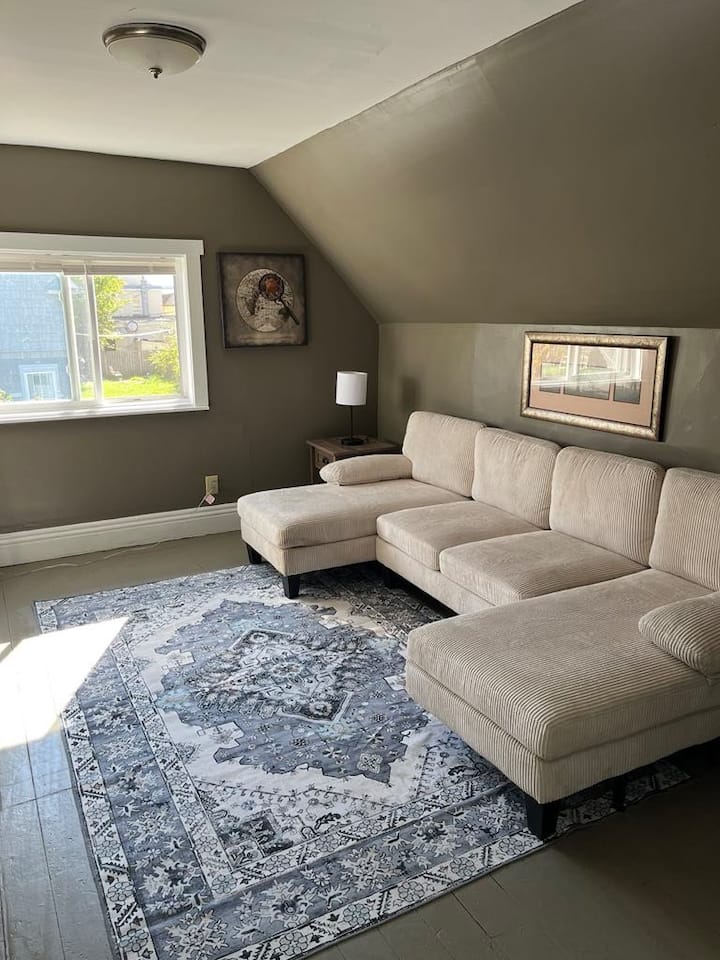 7 Minutes From Medical Corridor - Buffalo, NY