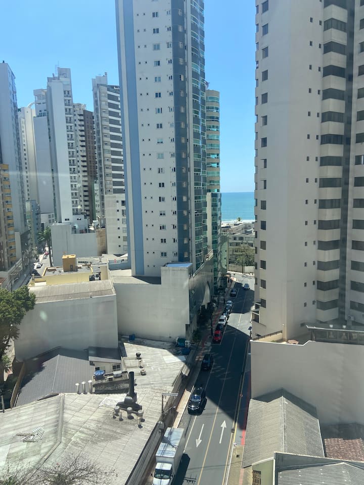 Confortável Apto Avenida Brasil - Balneário Camboriú