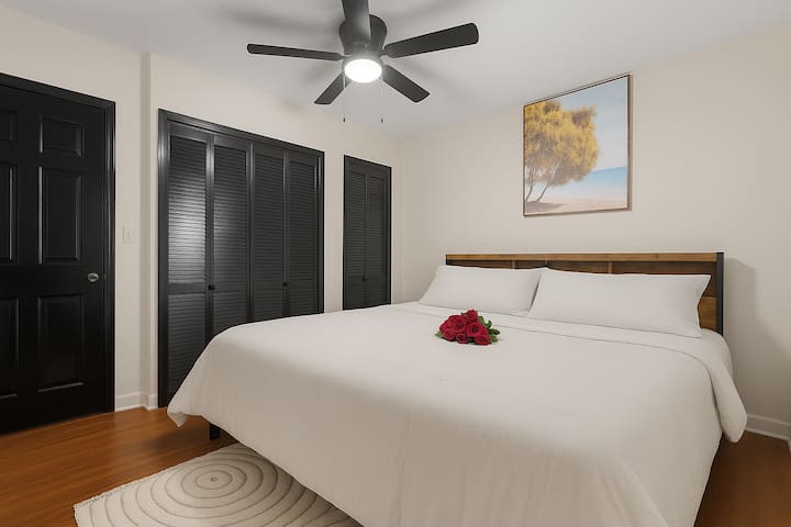 Calm Dc Retreat · King Bed · Game Lounge · Parking - National Harbor, MD