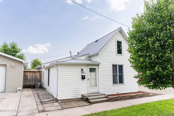 Nori’s Nook Downtown Home - グランド・フォークス, ND