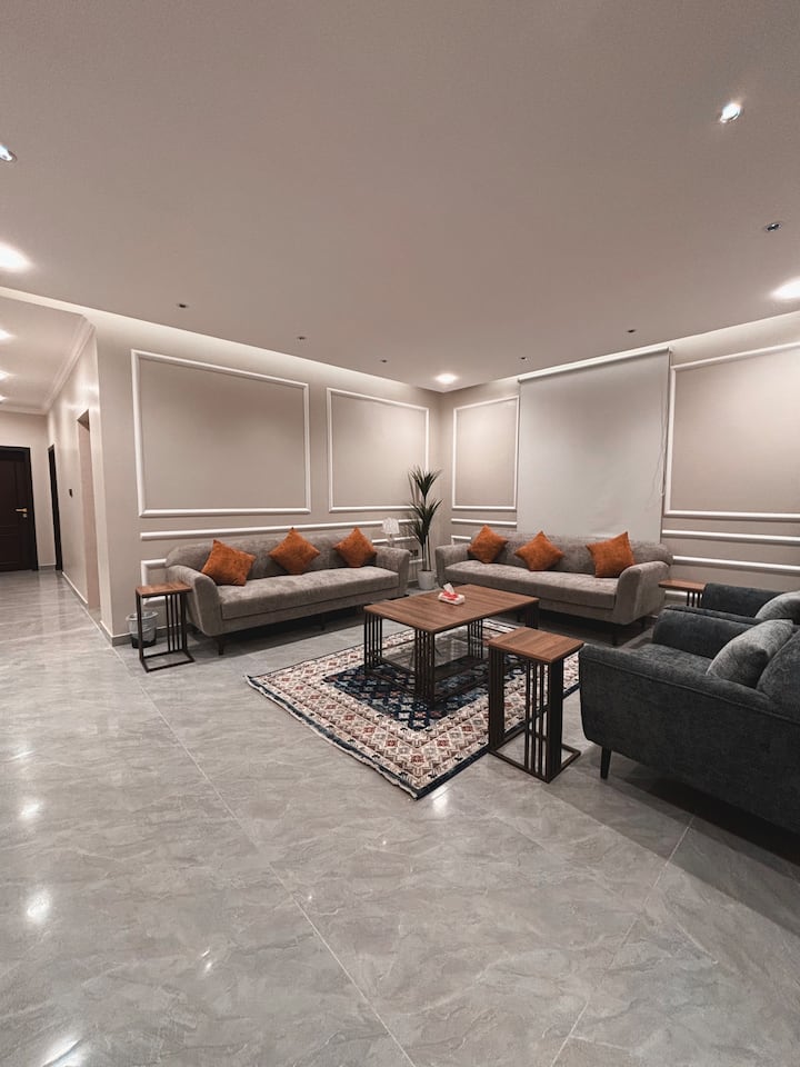 Royal Apartment - Dammam