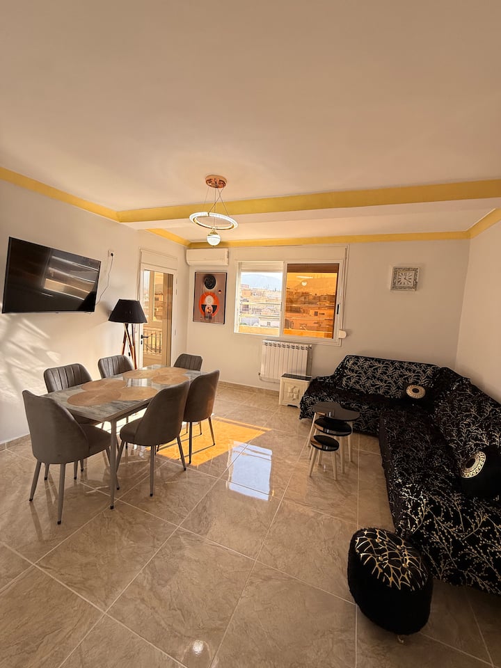 Premium Appartement De 120m2; Centre-ville&parking - Tlemcen