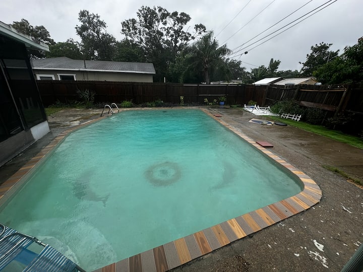 Frenchy’s Clearwater Pool Home - Clearwater, FL