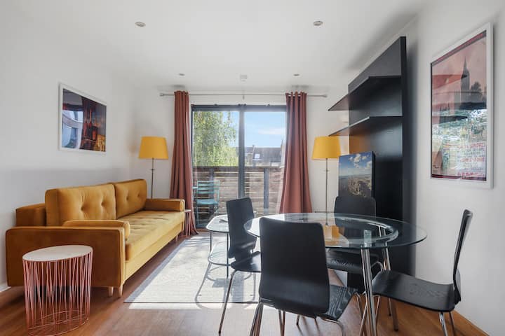 Modern Flat In Islington: Drayton Park - Londra