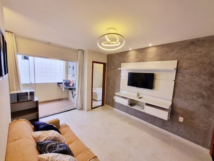 Apartamento De 02 Quartos à 500m Da Praia Do Forte - Cabo Frio