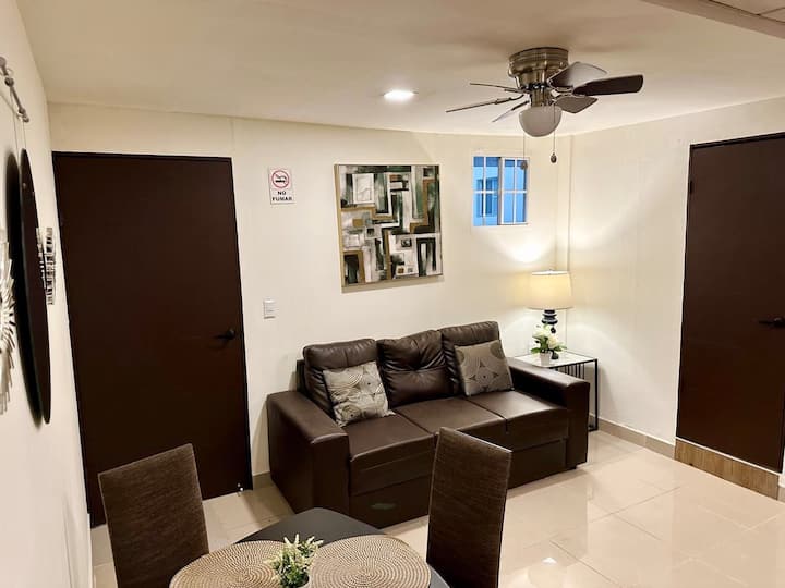 Apartamento Completo Comodo En Colonia Escalon - El Salvador