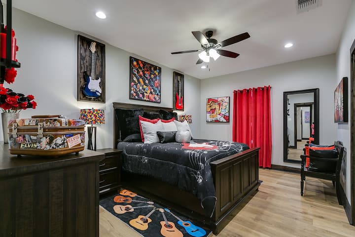 Music Hall! -2br•2.5ba - San Angelo, TX