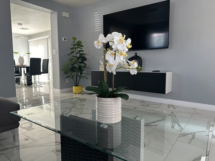 Cozy Vibes:las Vegas King Suite! - Las Vegas, NV