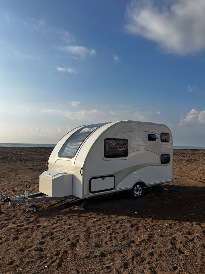 Karavan Park Alanında Denize Sıfır - Mersin