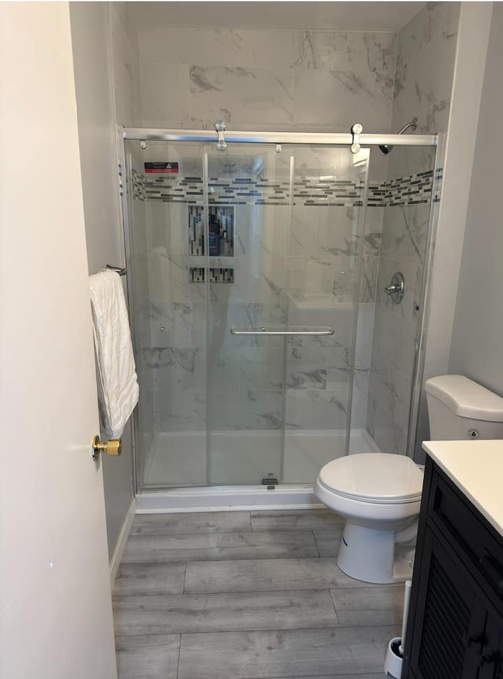 Cozy 2 Bed Room Apartment - Shoreline, WA
