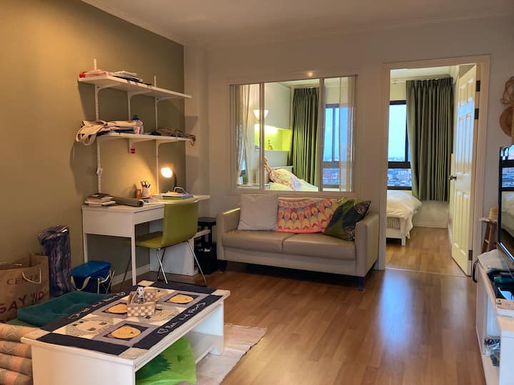 The Local 2 - Comfort Bed, High View For Long Stay - Bangkok