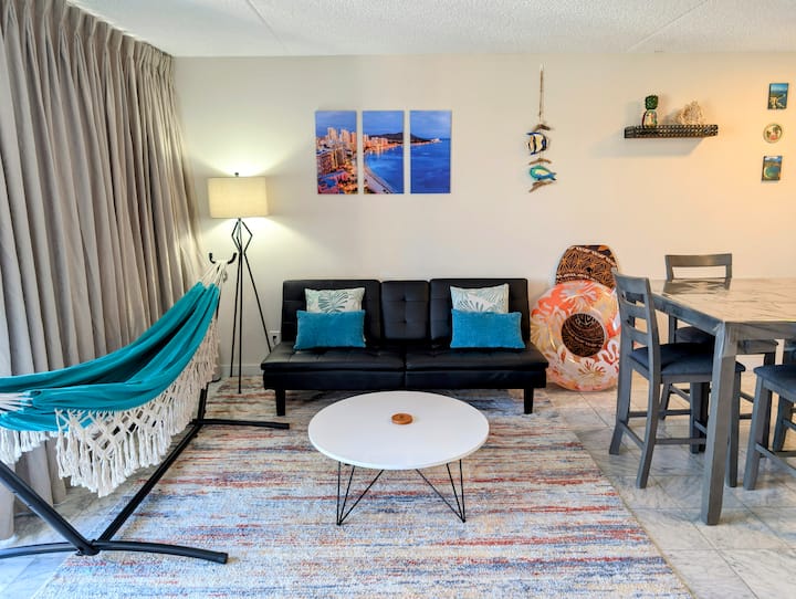 22nd Fl, Free Parking, Ac, Beautiful Mountain View - Honolulu