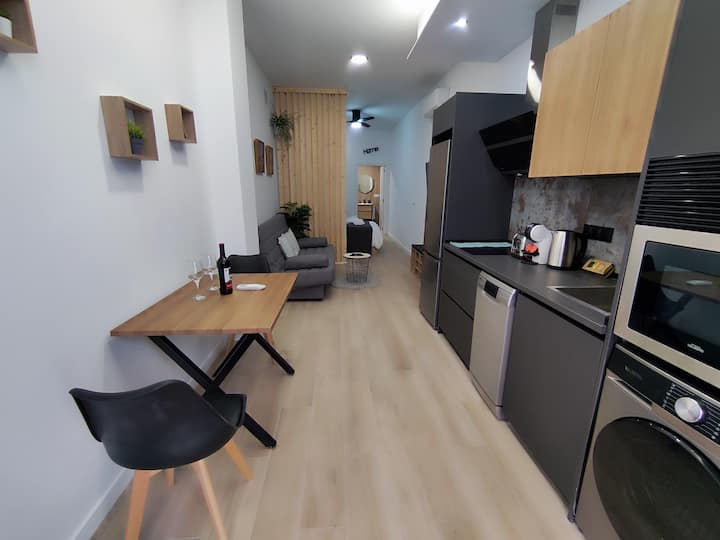 Amarillo — Central Apt, Turia Park - Paterna
