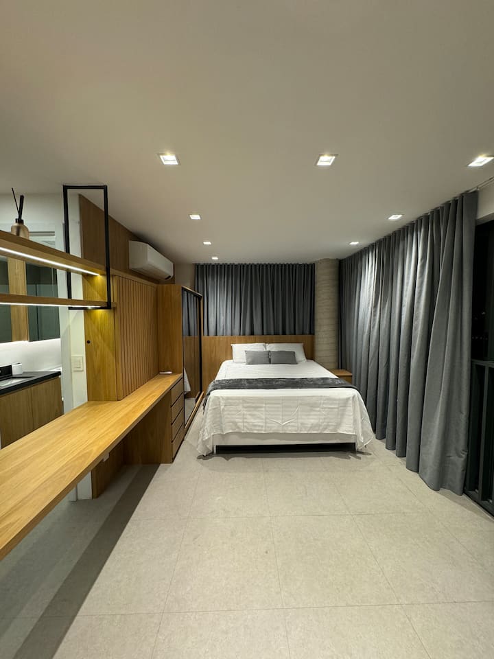 Espaçoso Studio Com Piscina - Porto Alegre