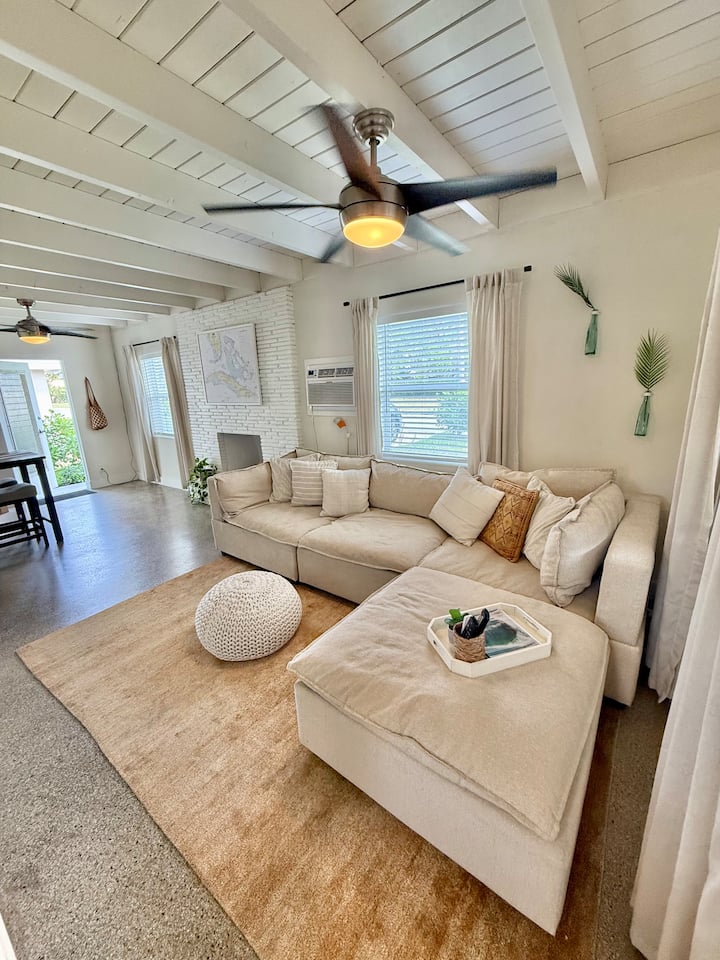 The Surf Shack- Minutes From Beach & Atlantic Ave! - Boynton Beach, FL