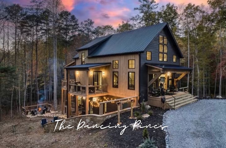 Blue Ridge Retreat | Sauna + Hot Tub + Games - Blue Ridge, GA