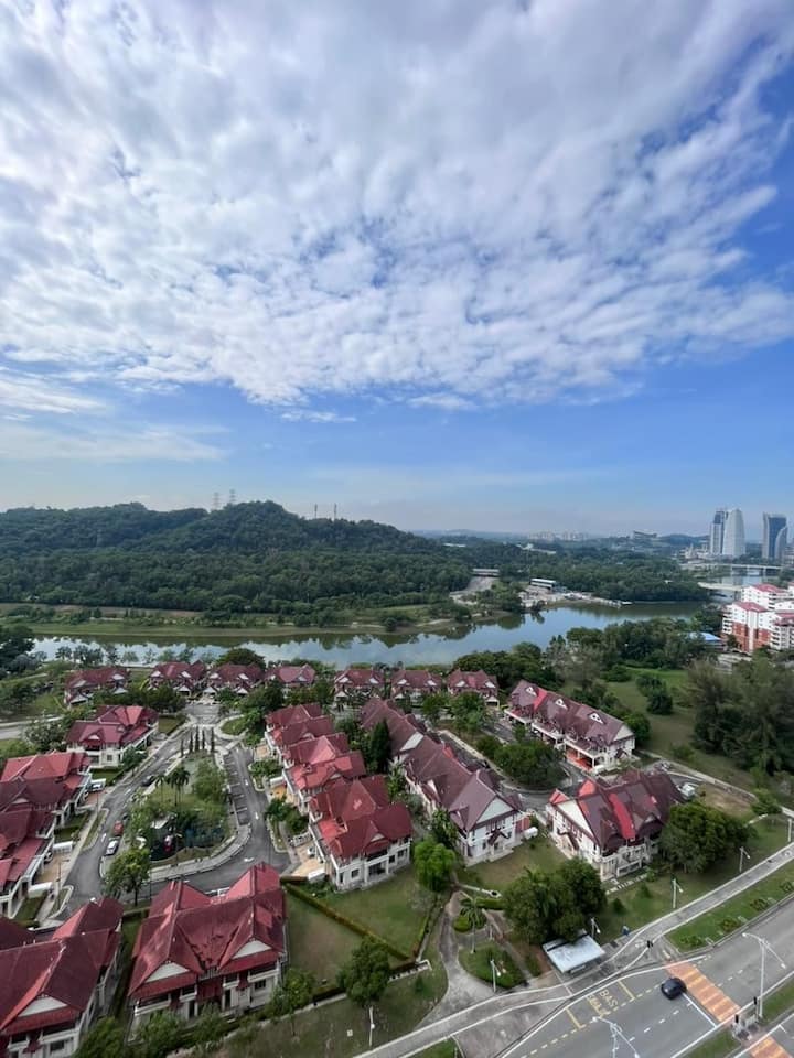 Smiles Guaranteed - Putrajaya