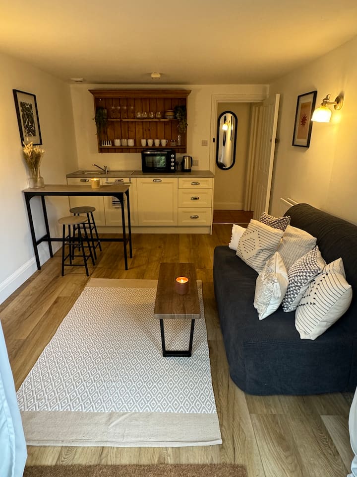 1 Stanley Cottage. The Annex - Uckfield