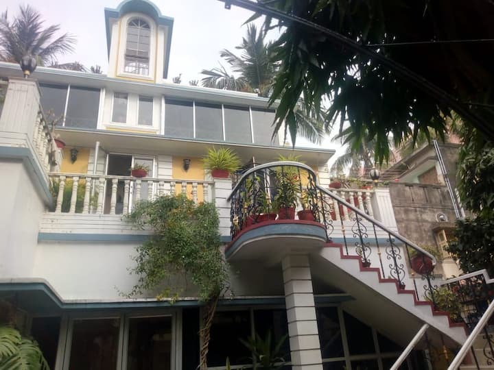 Lavanya Villa- Brand New With New Beds & Furniture - Kolkata (Calcutta)