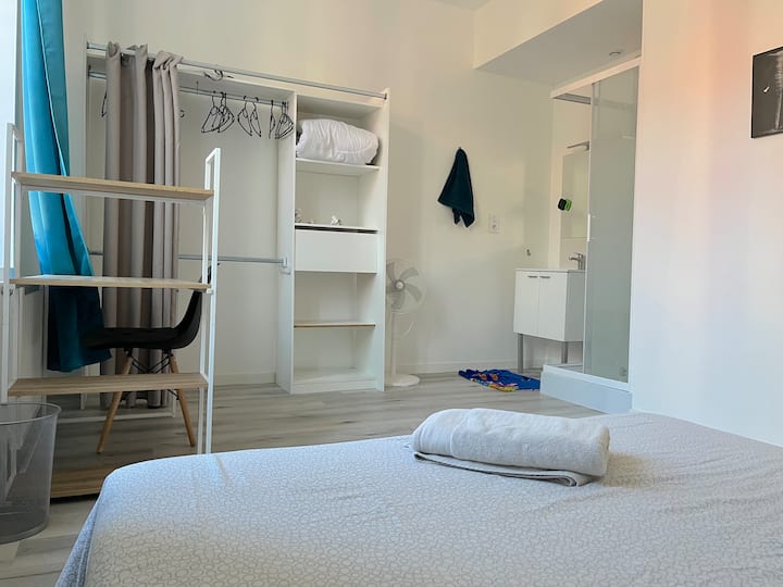Chambre 4 Sdb Privée - Mouscron