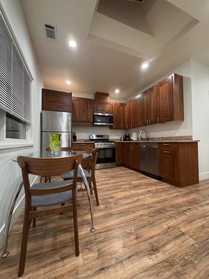 Apartment In Campbell - Los Gatos, CA