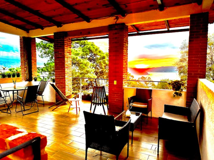 Hermosa Casa Vista Al Lago 7min Centro Valle - Valle de Bravo