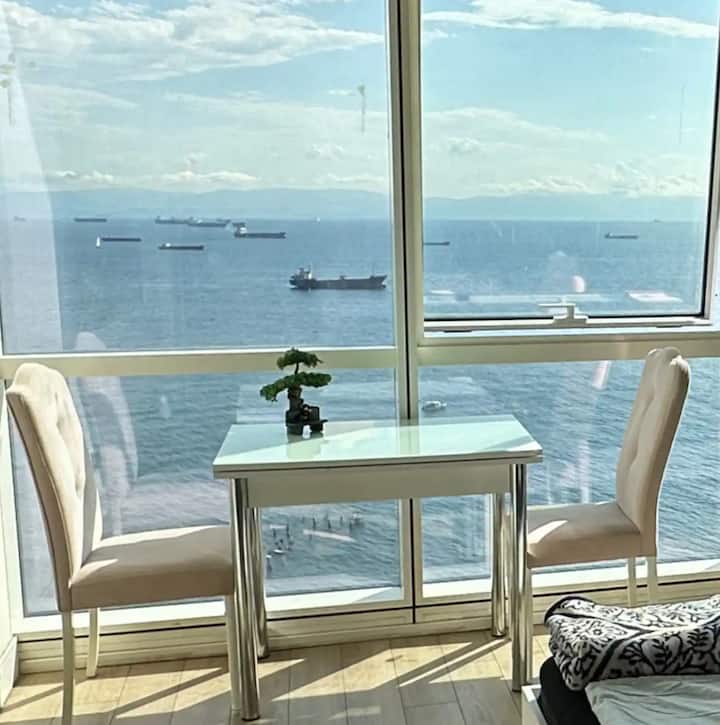 Istmarinada Denize Sıfır Deniz Manzaralı Rezidans - İçmeler