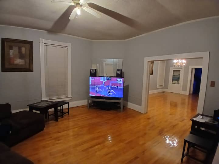 Quiet Hideaway Minutes From Bjcc And Downtown Bham - Birmingham, AL