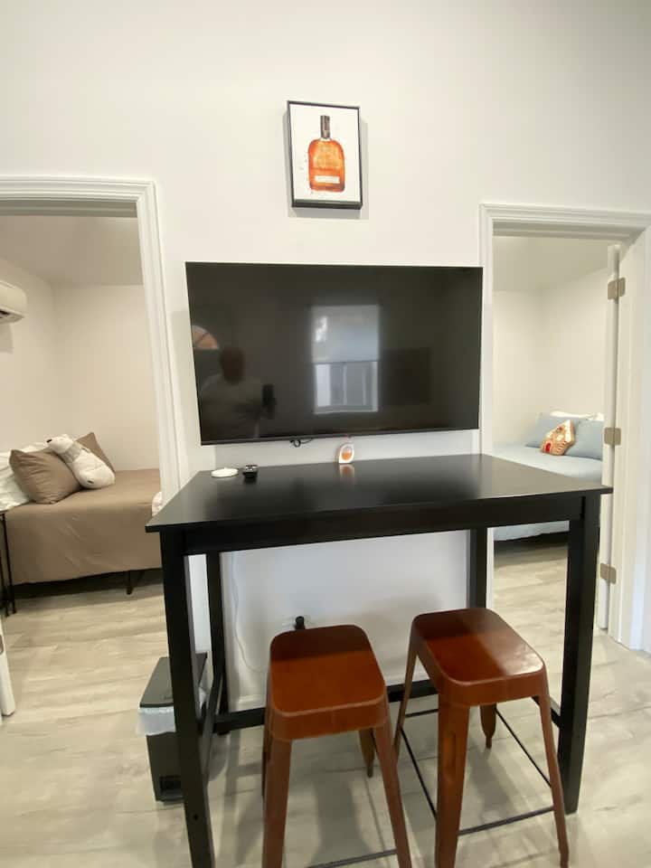 Cozy Space Across Nyc! - North Bergen, NJ