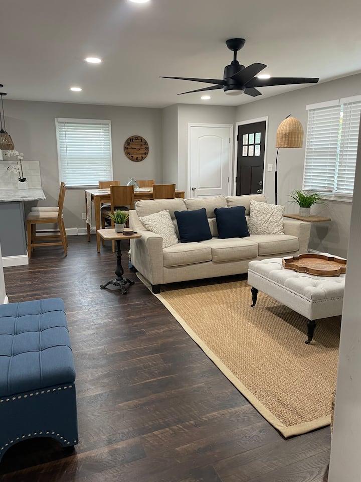 Neighborhood Favorite 3 Br - New Castle, DE