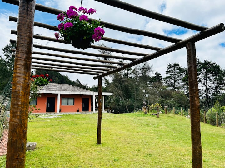 2 Lofts Exclusivos P/ 6 Pessoas | 3km Capivari - Campos do Jordão