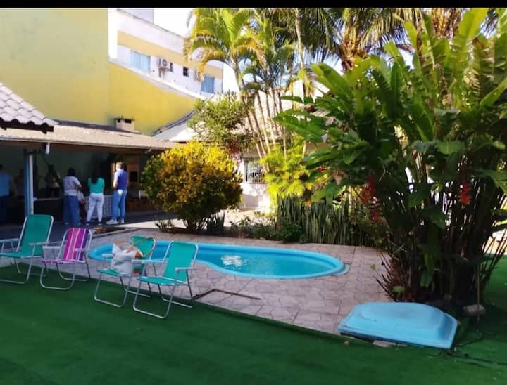 Casa Grande Com Piscina Para 18 Pessoas! - Balneário Camboriú
