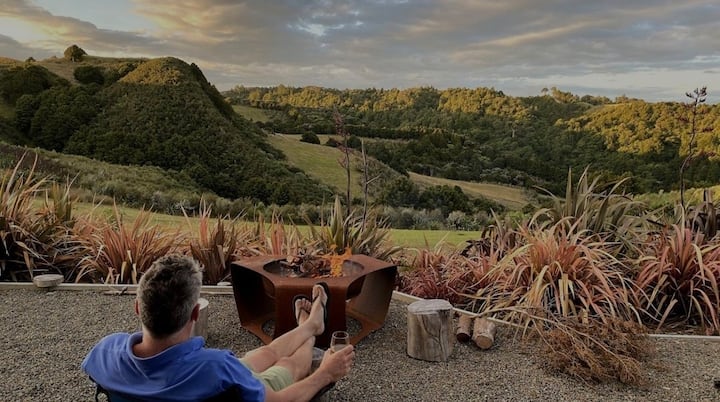 Gated, Exclusive Hilltop Eutopia - Waipu