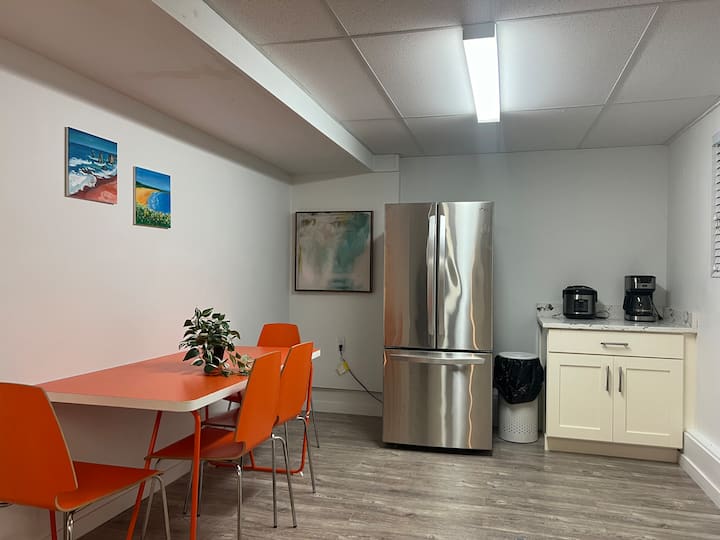 Super Two-bedroom One Bath House In  Richmond - 리치먼드