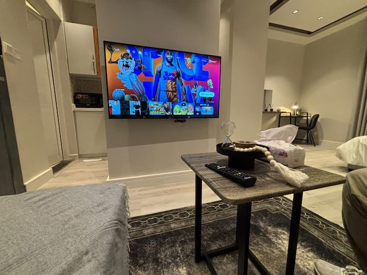 استديو فاخر بالعقيق 16 - Riad