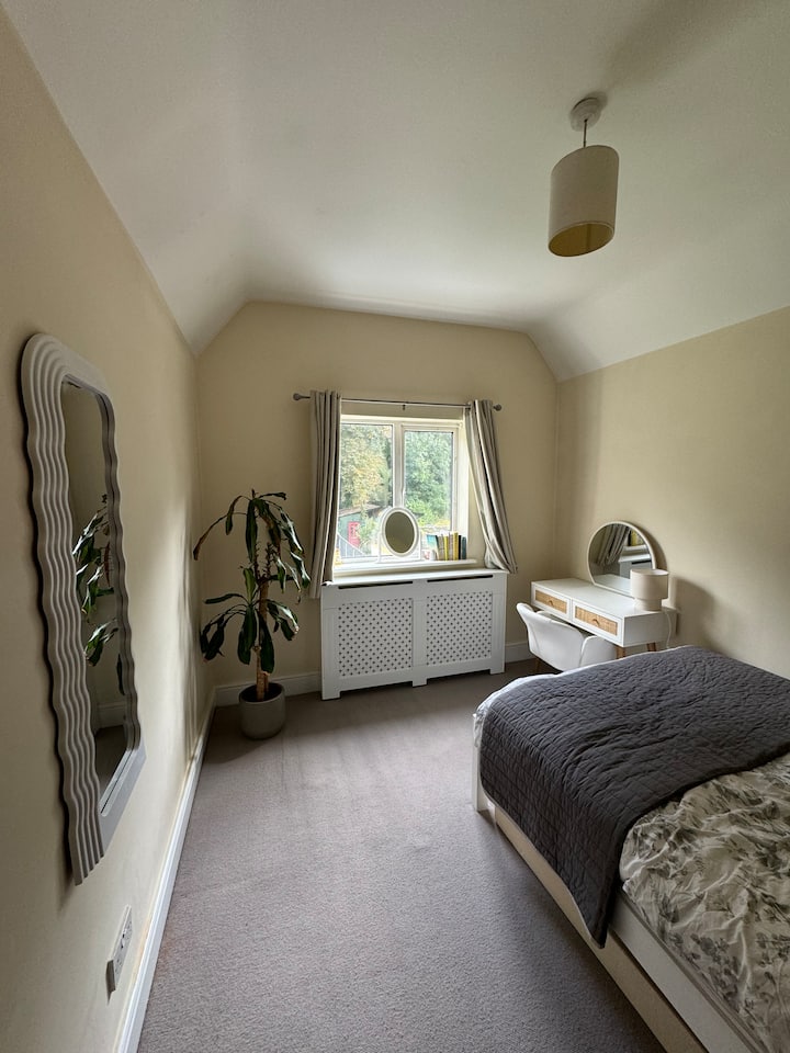 Double Room In Sutton Coldfield - Sutton Coldfield