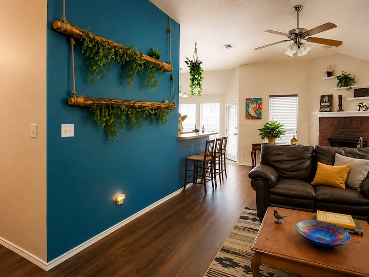 Elegant Private Room Near Twu/unt/ Denton Square - Denton, TX