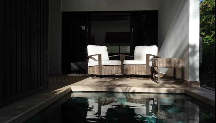 Bungalow With Private Pool Steps From The Beach - Bejuco District