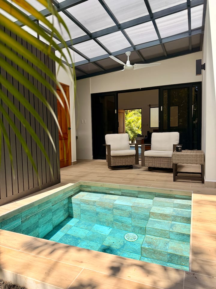 New Bungalow With Private Pool Near Beach - Bejuco District