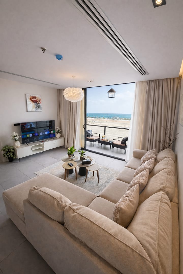 شقة فخمة بإطلالة بحر | 3 غرف - Dammam