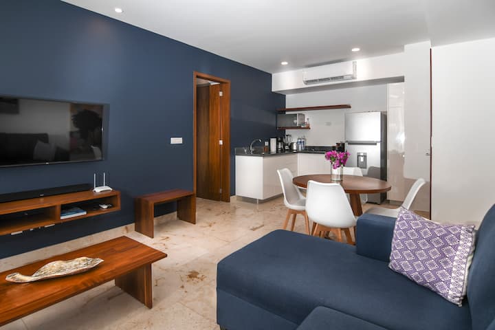 Amazing Apartment On 5th Avenue Fist Time  Airbnb - Playa del Carmen