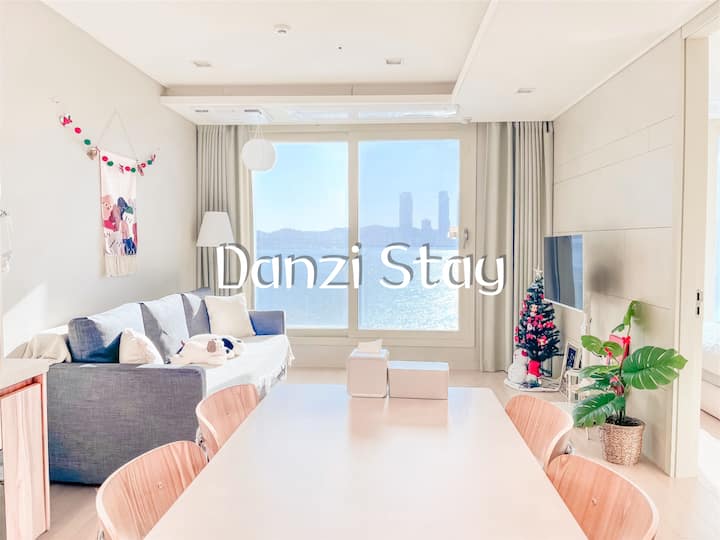 [Danzi Stay] *오픈특가* 광안오션뷰>무료주차>청결만땅>힐링여행>넷플릭스>합법숙소 - Busan